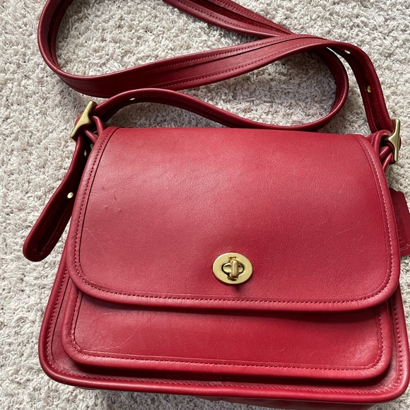 Coach | Bags | Coach Vintage Legacy Rambler Crossbody Shoulder Bag ...